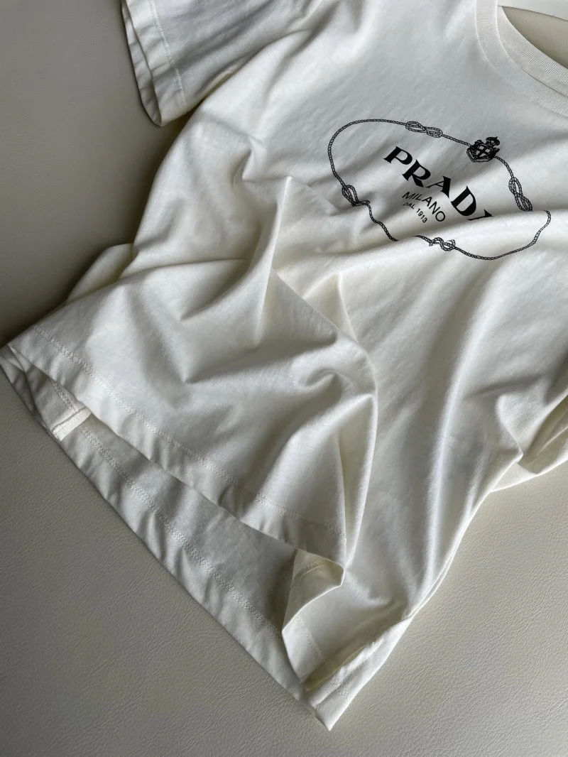 Factory-made Prada T-Shirts