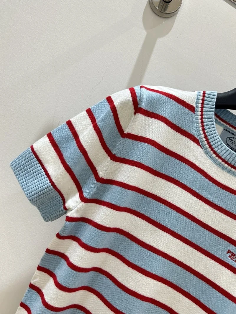 Bargain Prada T-Shirts