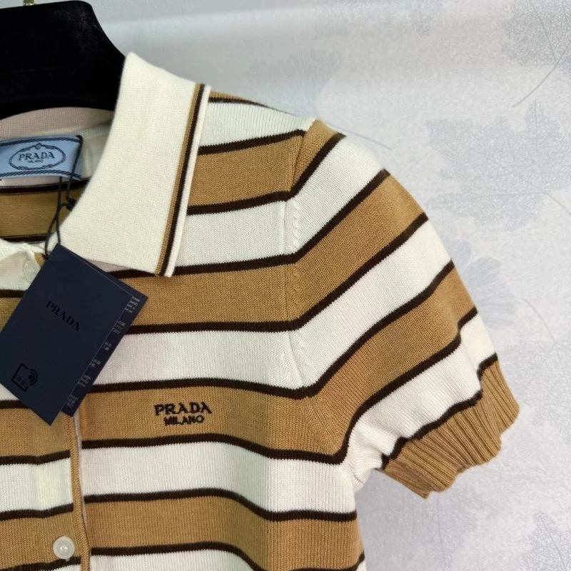 Low-cost Prada T-Shirts