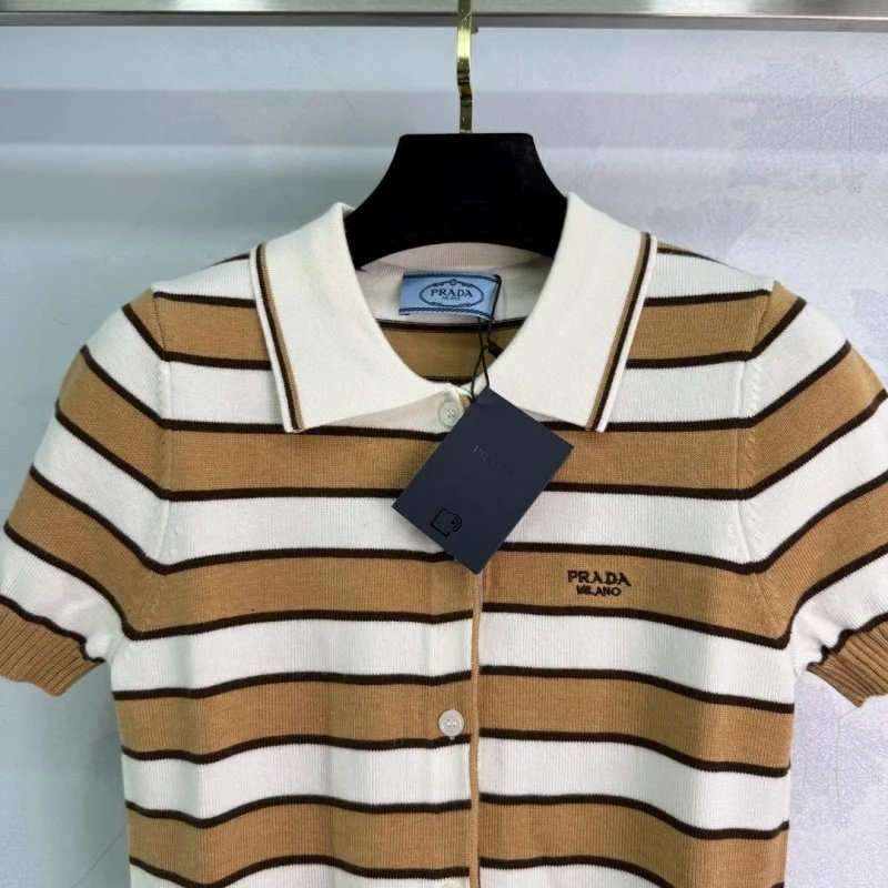 Low-cost Prada T-Shirts