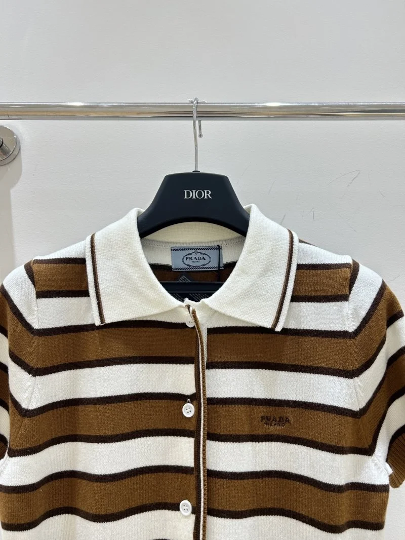Bargain Prada T-Shirts