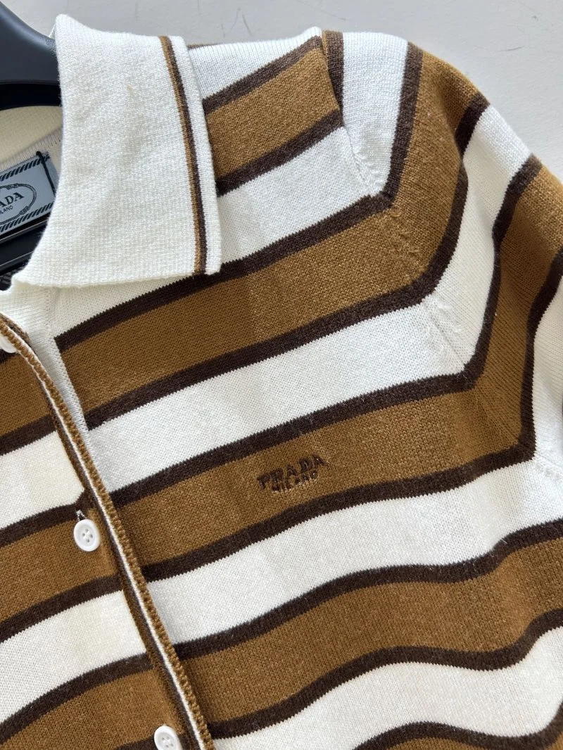 Bargain Prada T-Shirts