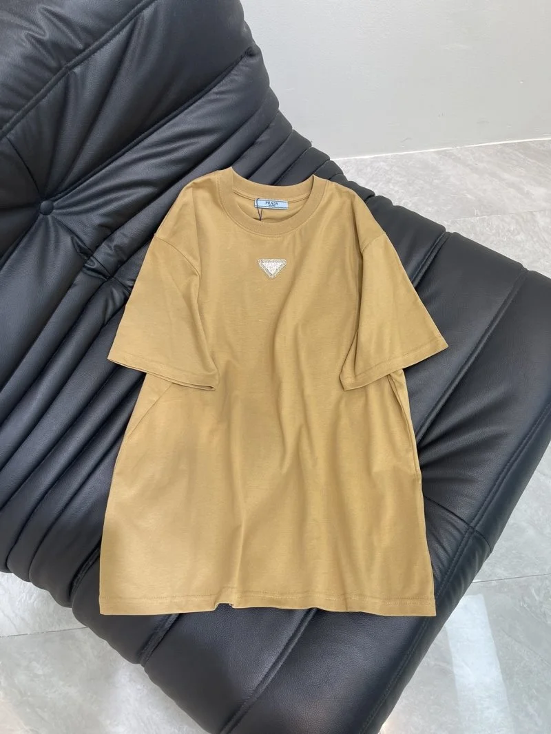 Factory-made Prada T-Shirts