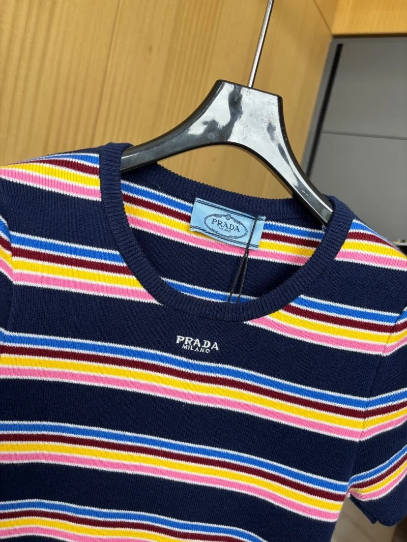 Low-cost Prada T-Shirts