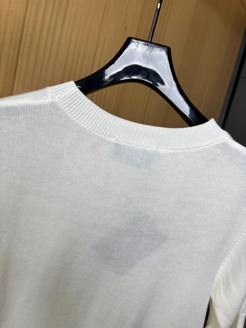 Top match Prada T-Shirts