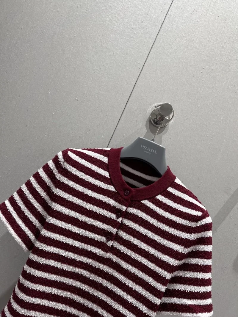 Affordable Prada T-Shirts