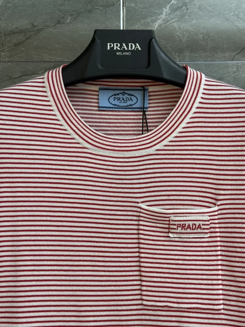 Factory-made Prada T-Shirts