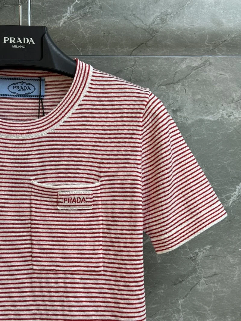 Factory-made Prada T-Shirts