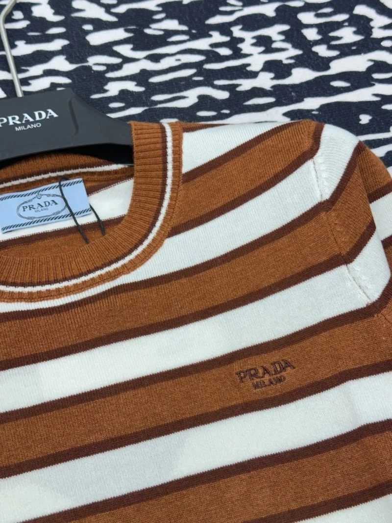 Bargain Prada T-Shirts