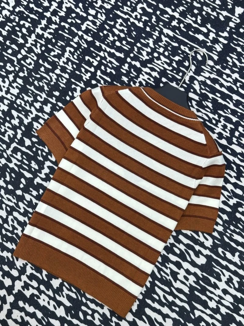 Bargain Prada T-Shirts