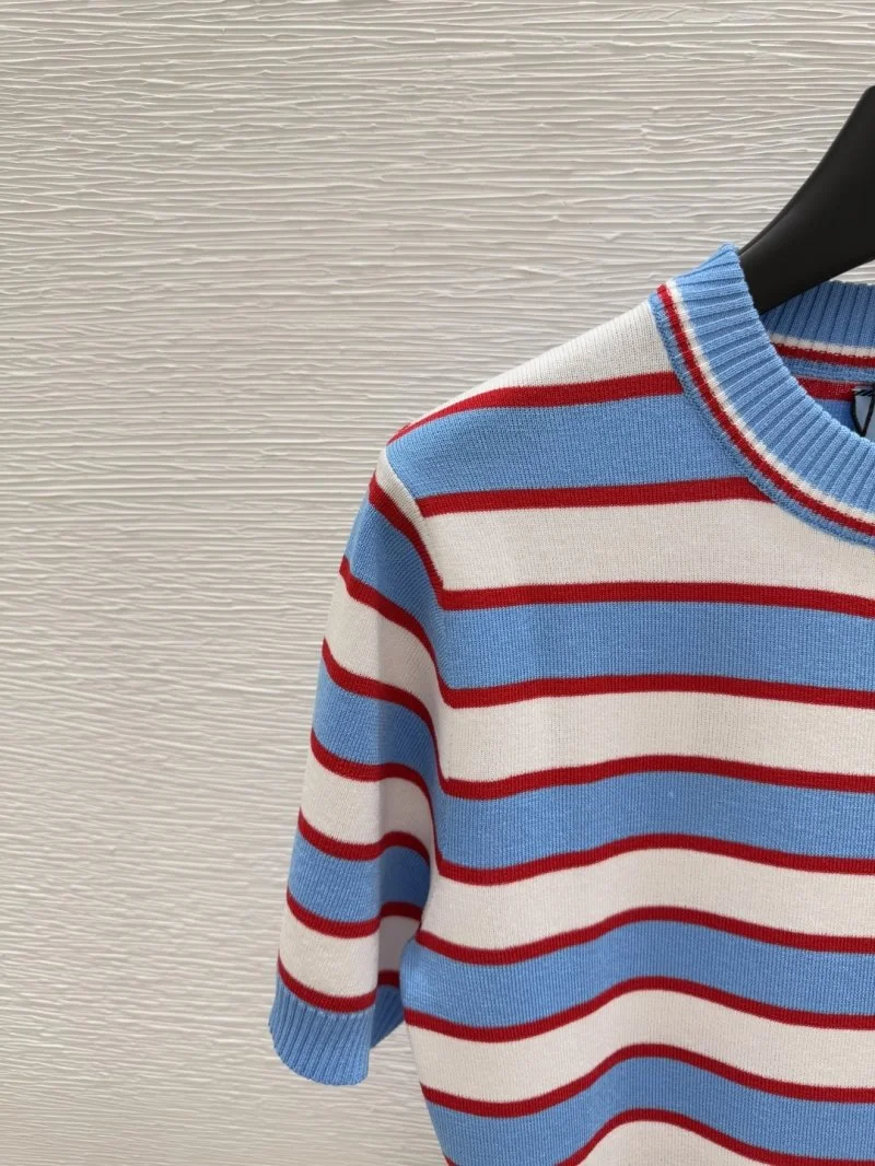 Bargain Prada T-Shirts