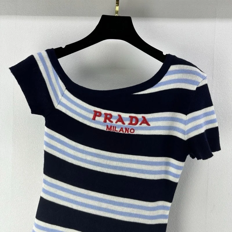 Inexpensive Prada T-Shirts