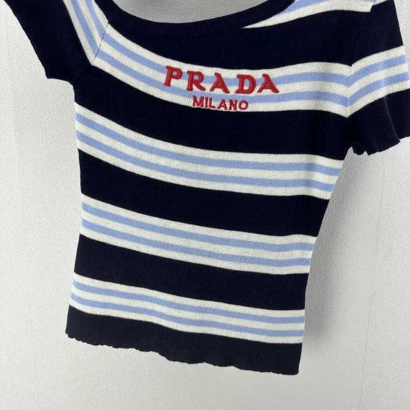 Inexpensive Prada T-Shirts