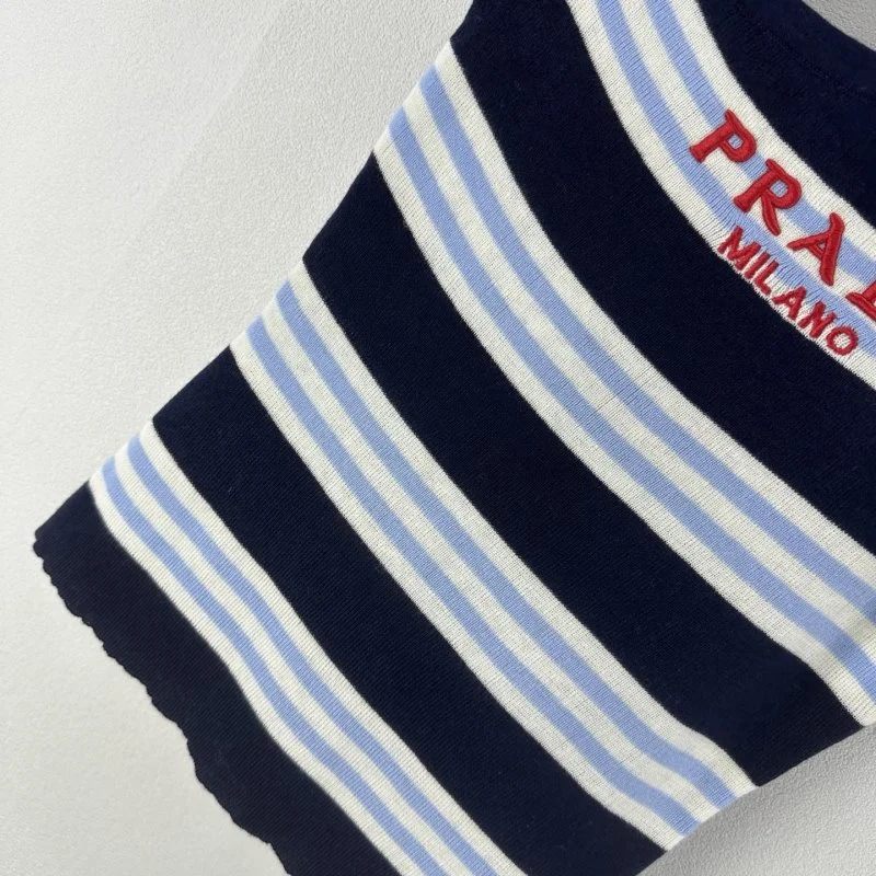 Inexpensive Prada T-Shirts