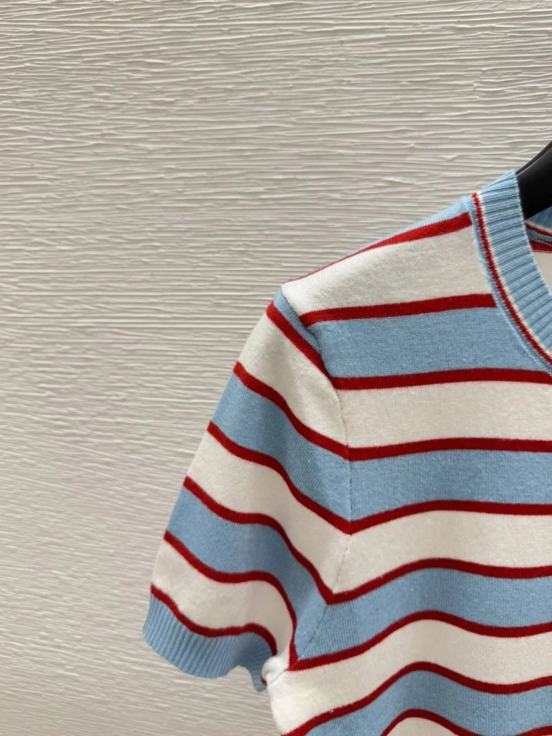 Cut-rate Prada T-Shirts