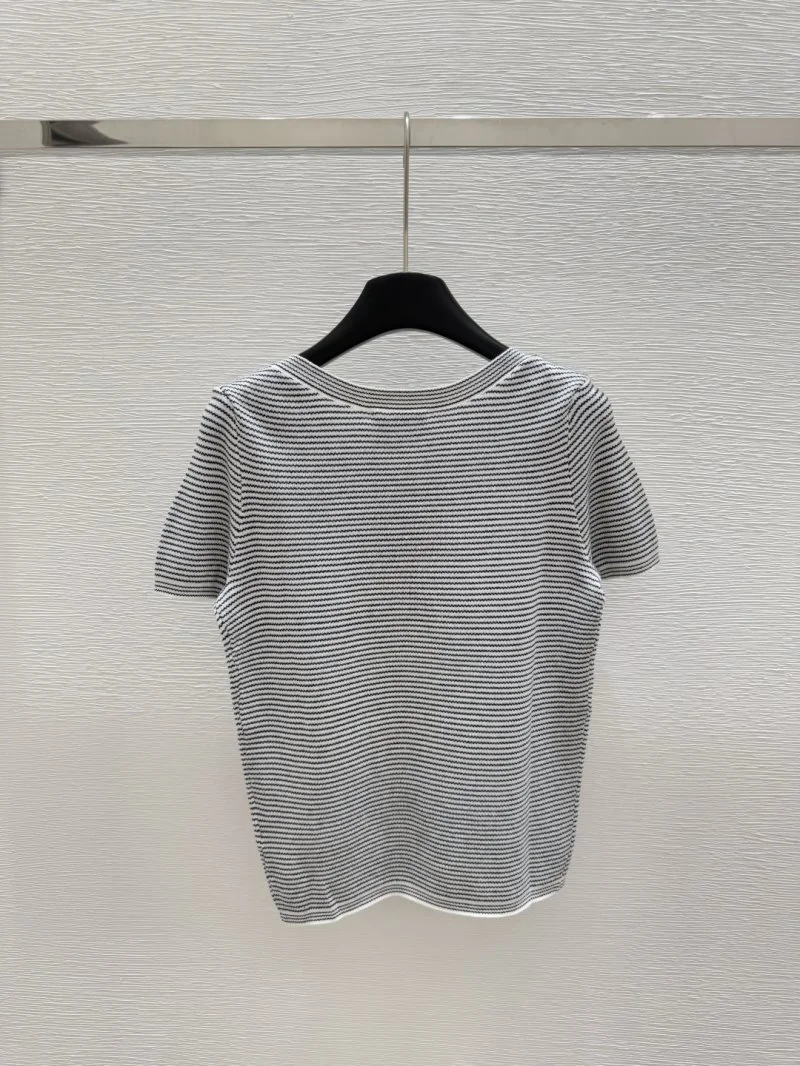 Low-cost Prada T-Shirts
