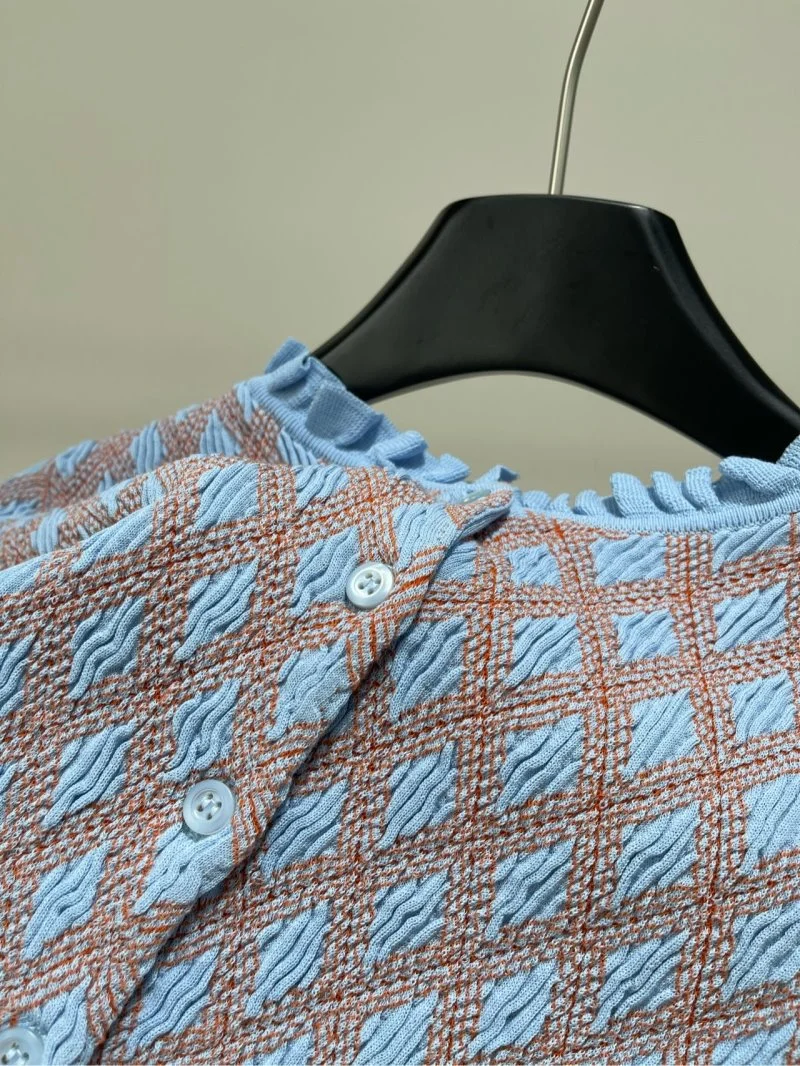 Inexpensive Prada T-Shirts