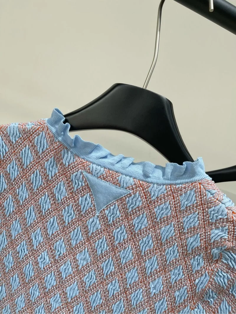 Inexpensive Prada T-Shirts