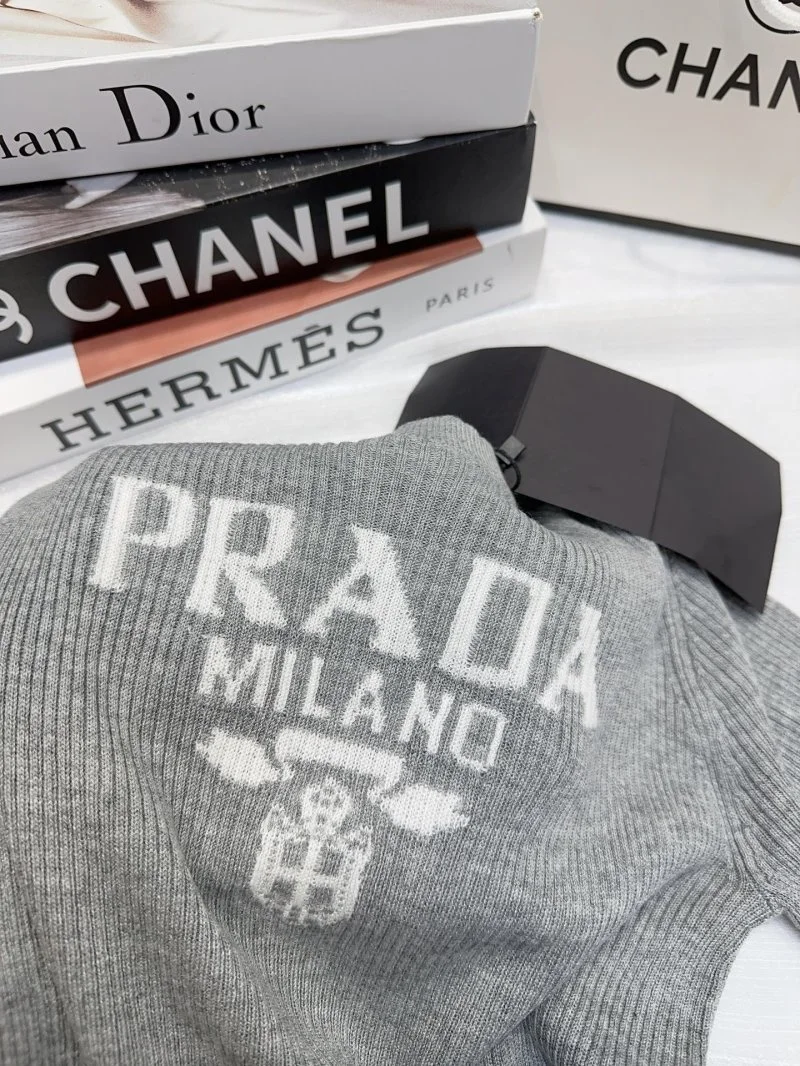 Cut-rate Prada T-Shirts
