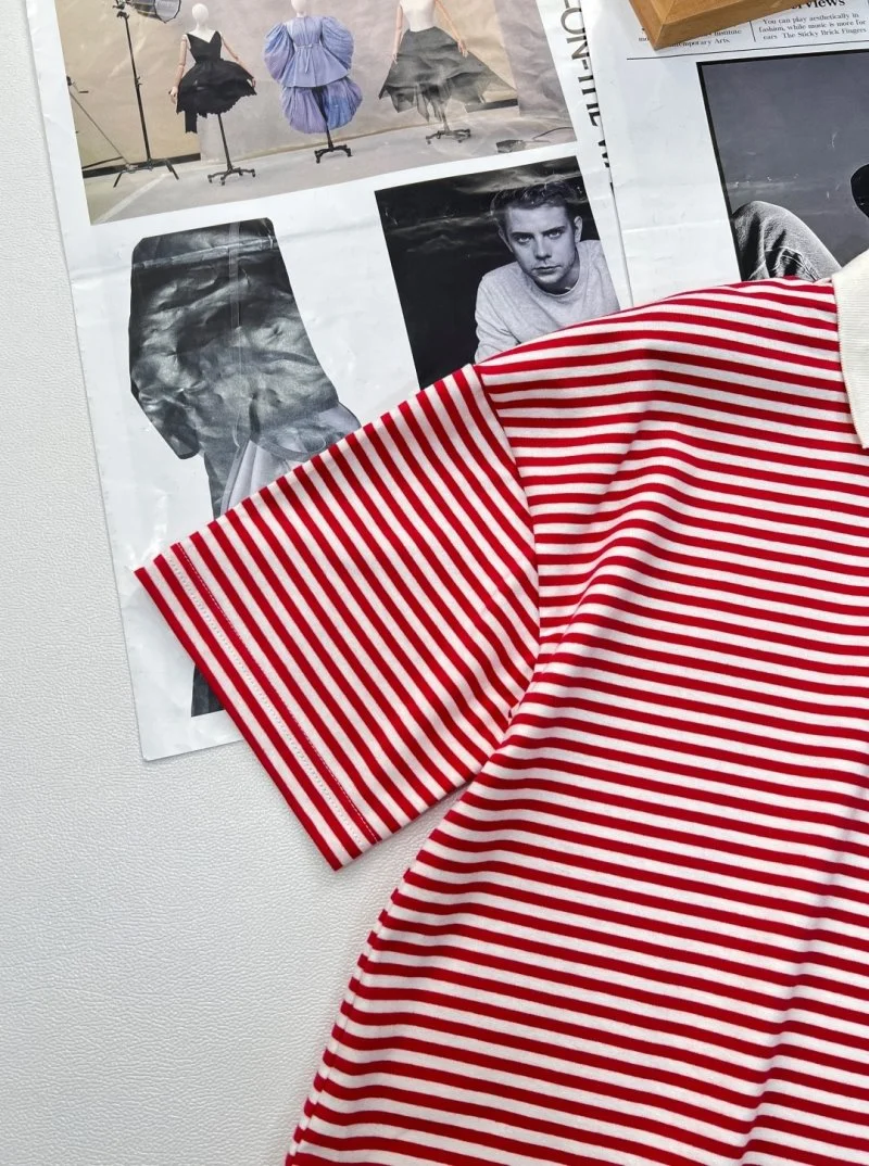 Accurate model Prada T-Shirts