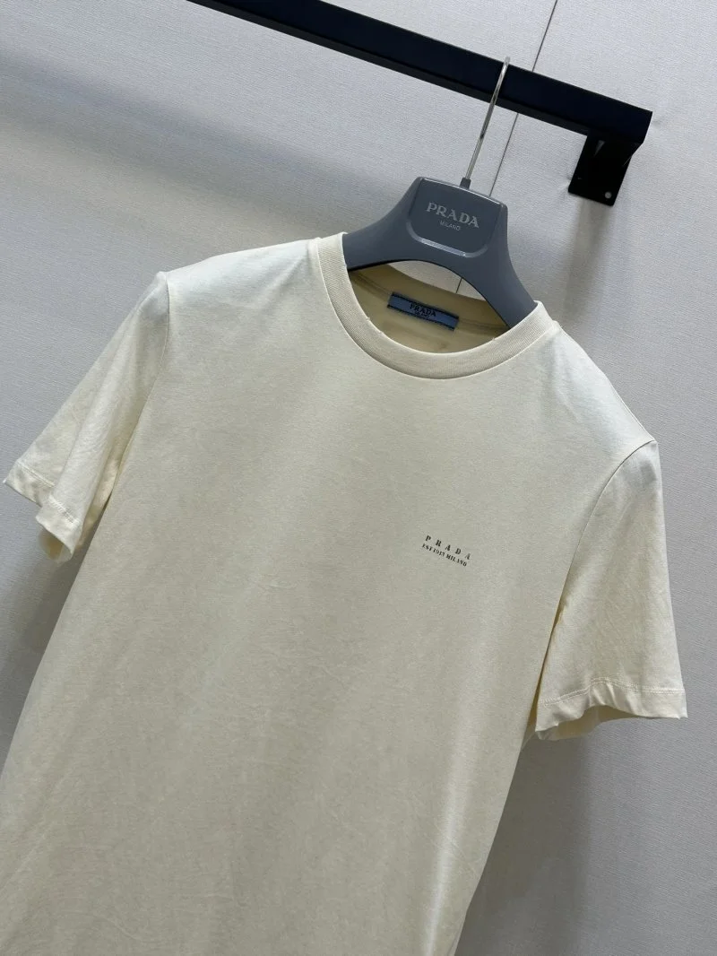 High fidelity Prada T-Shirts