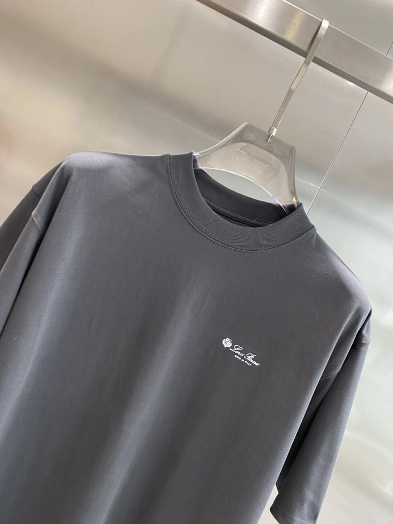Inexpensive Prada T-Shirts