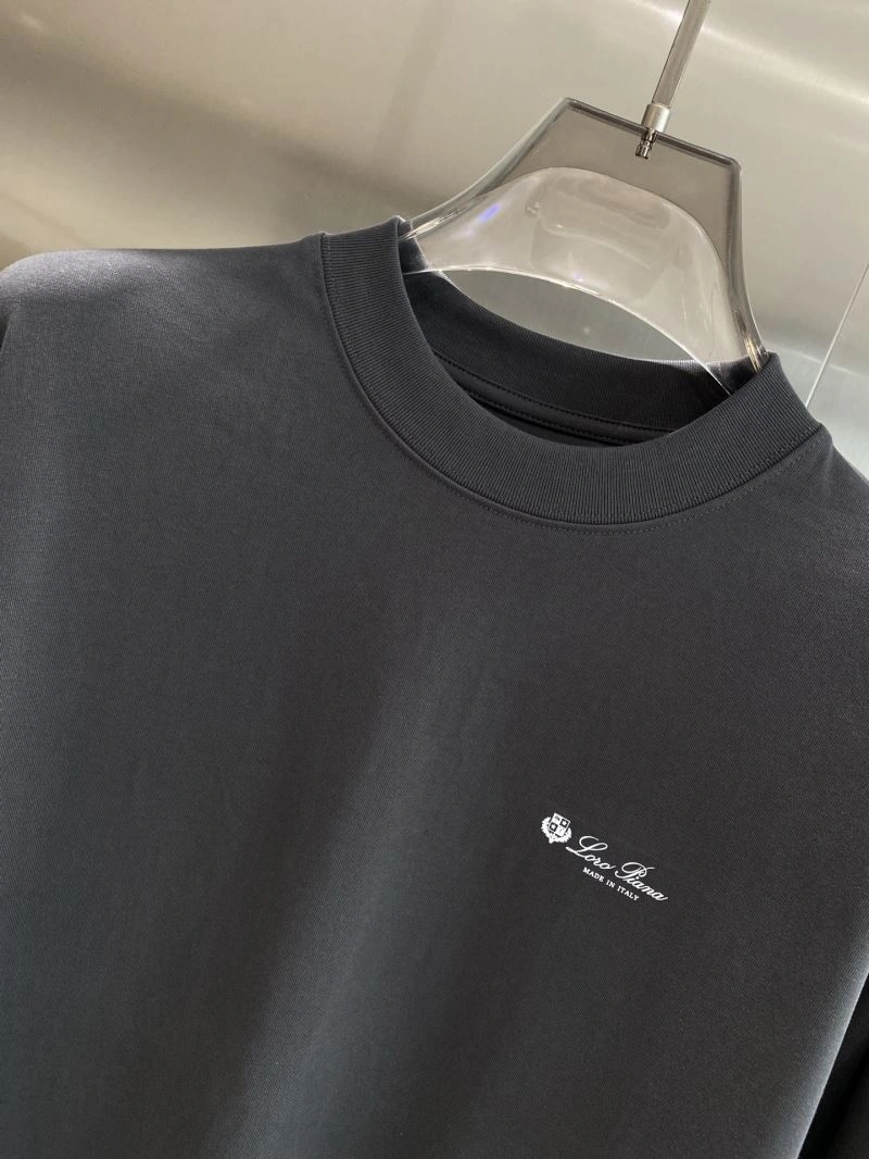Inexpensive Prada T-Shirts