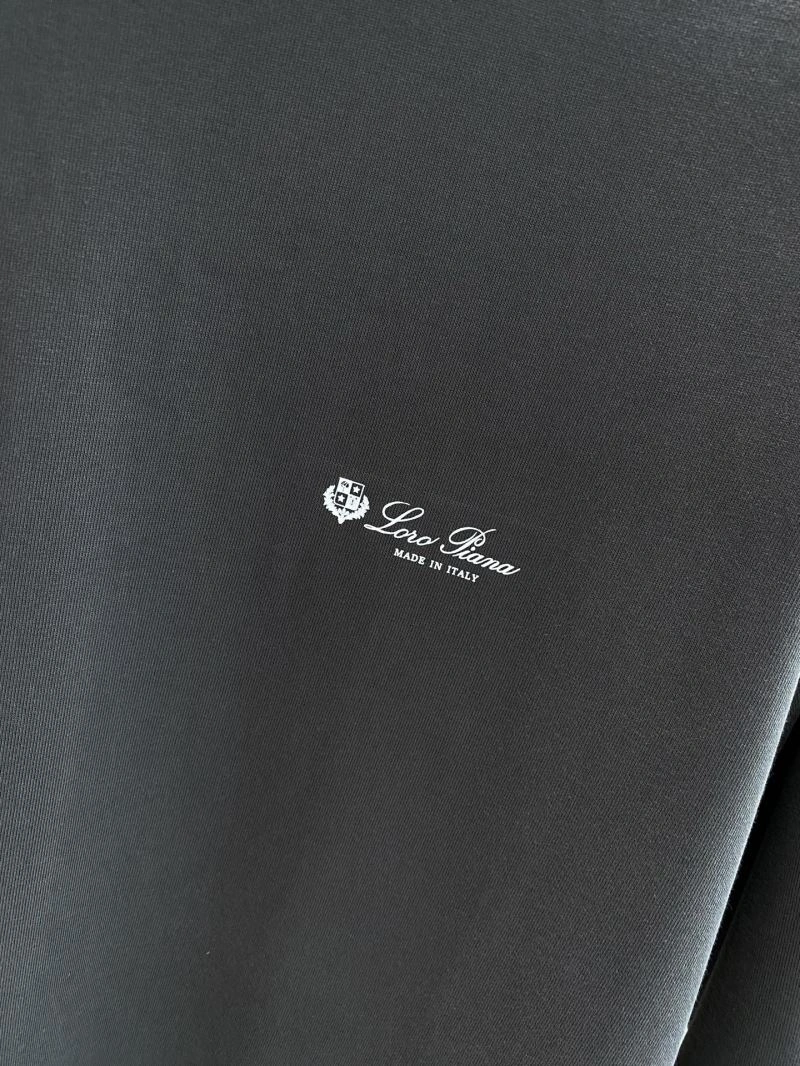 Inexpensive Prada T-Shirts