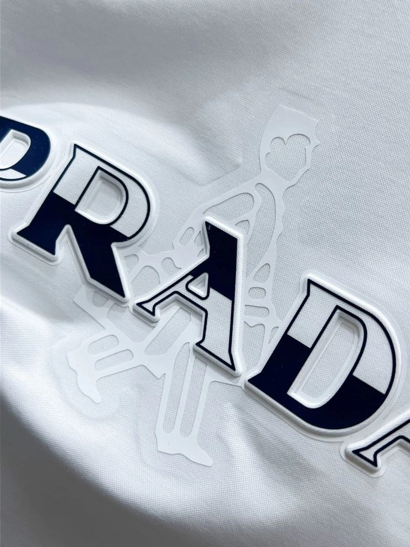 Cut-rate Prada T-Shirts