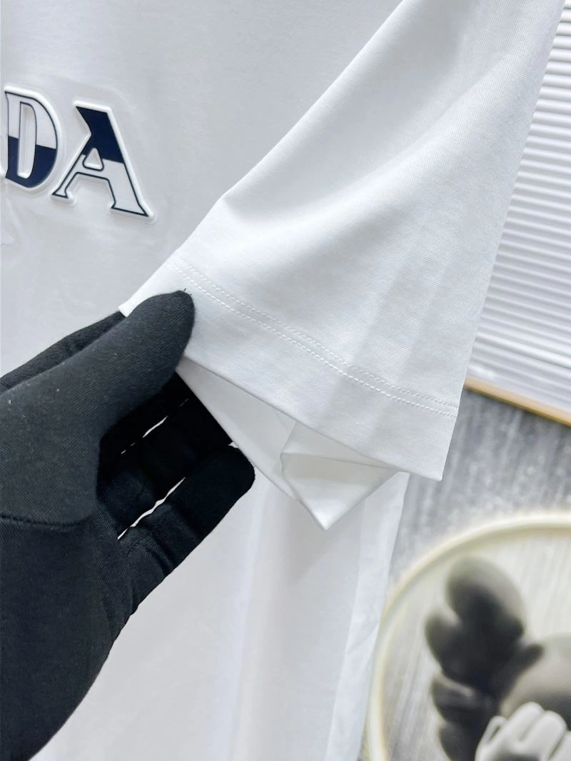 Cut-rate Prada T-Shirts