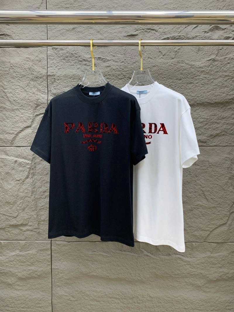 Low-cost Prada T-Shirts