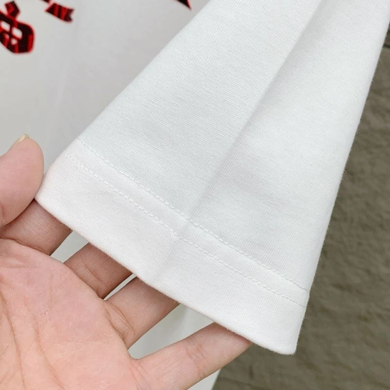 Low-cost Prada T-Shirts