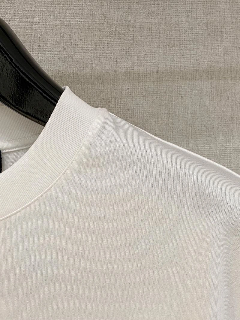 Inexpensive Prada T-Shirts