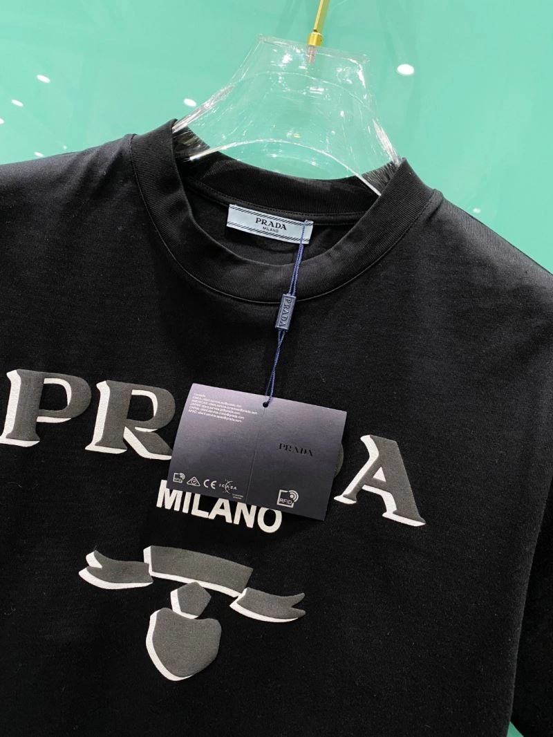 Bargain Prada T-Shirts