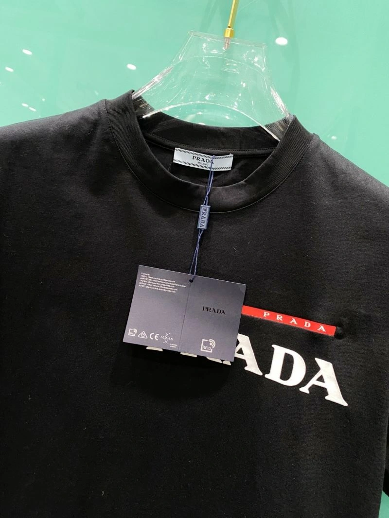 Accurate model Prada T-Shirts
