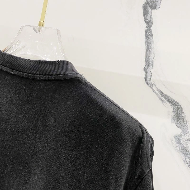 Inexpensive Prada T-Shirts