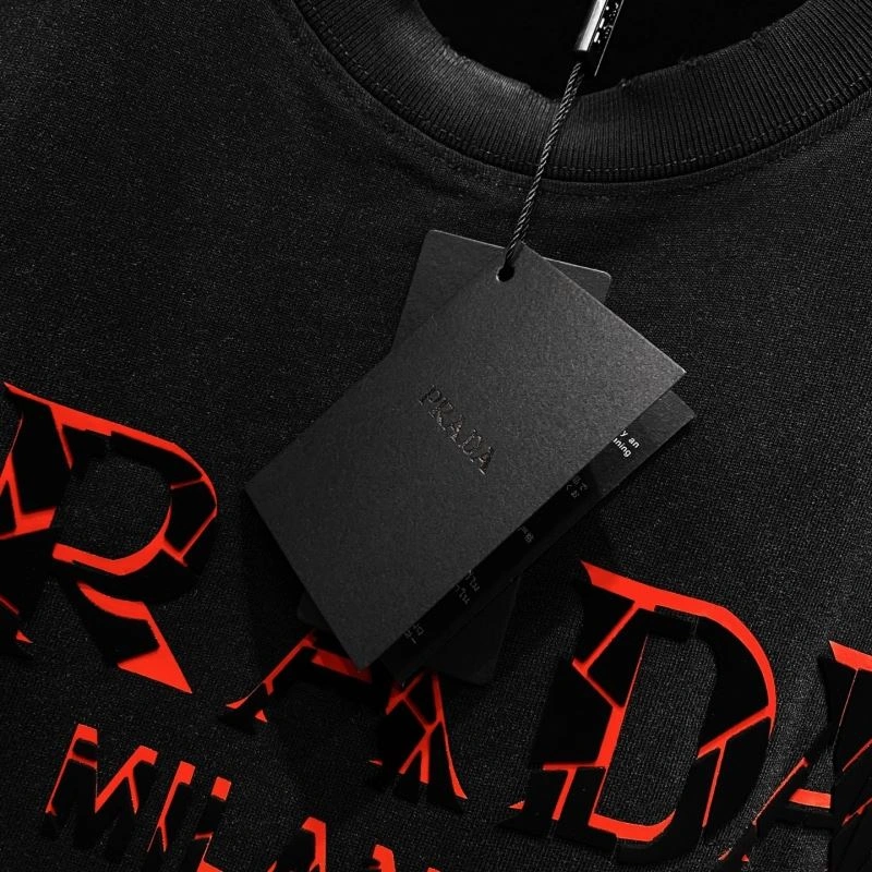 Inexpensive Prada T-Shirts