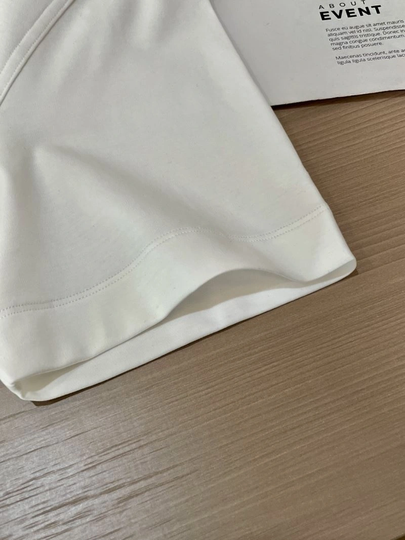 High fidelity Prada T-Shirts