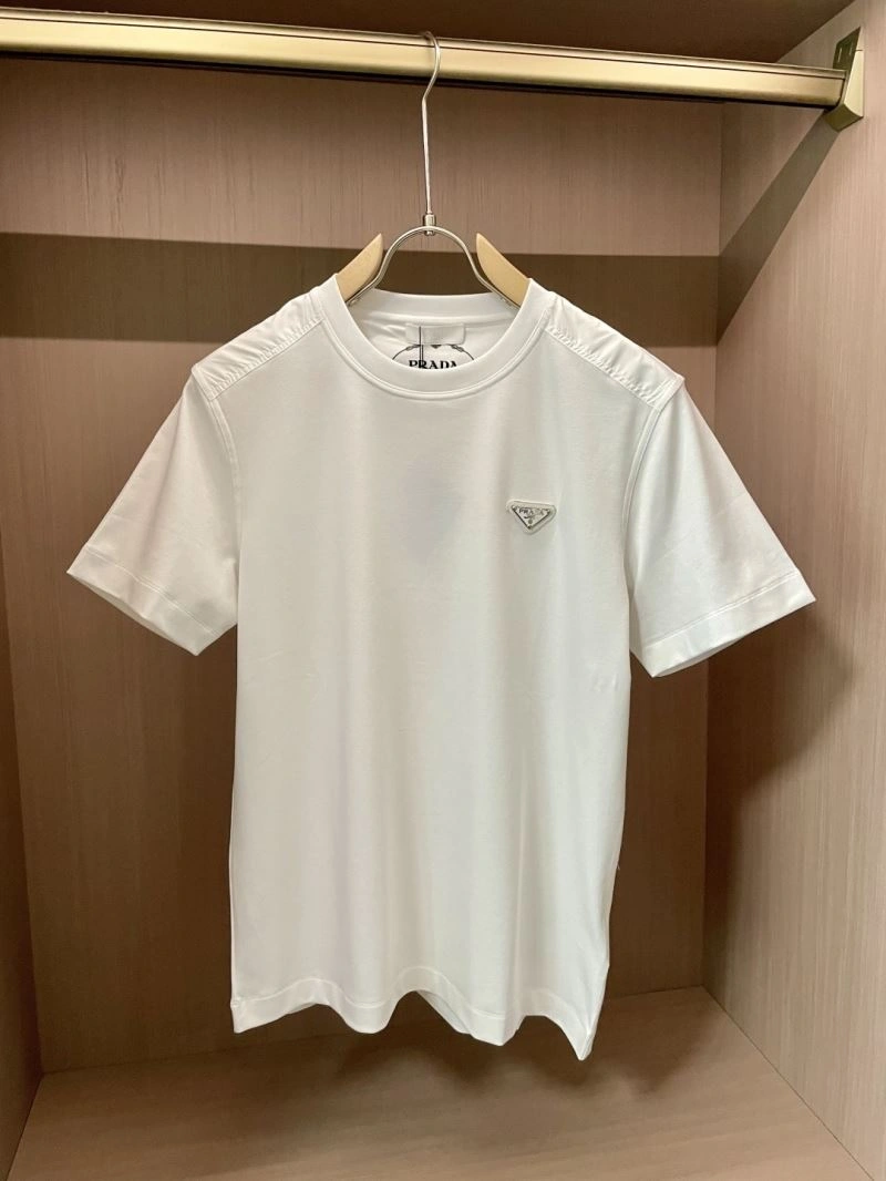 High fidelity Prada T-Shirts