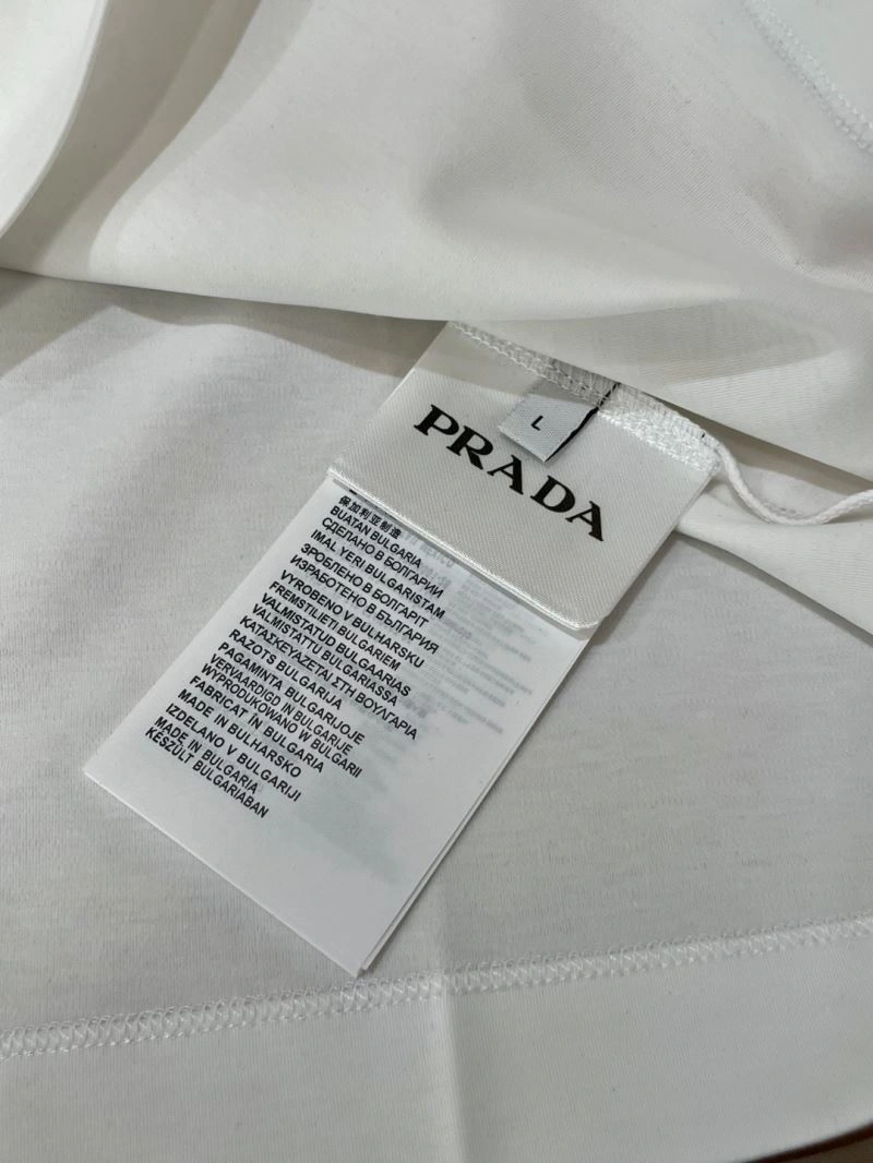 High fidelity Prada T-Shirts