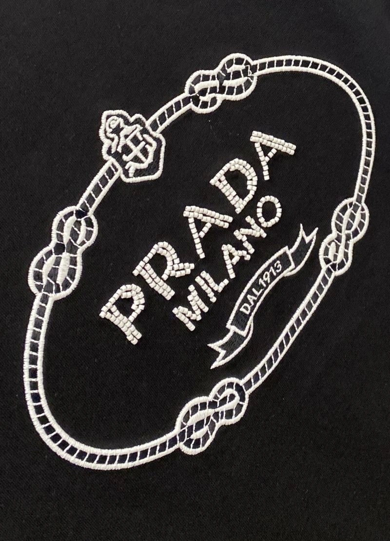 Low-cost Prada T-Shirts