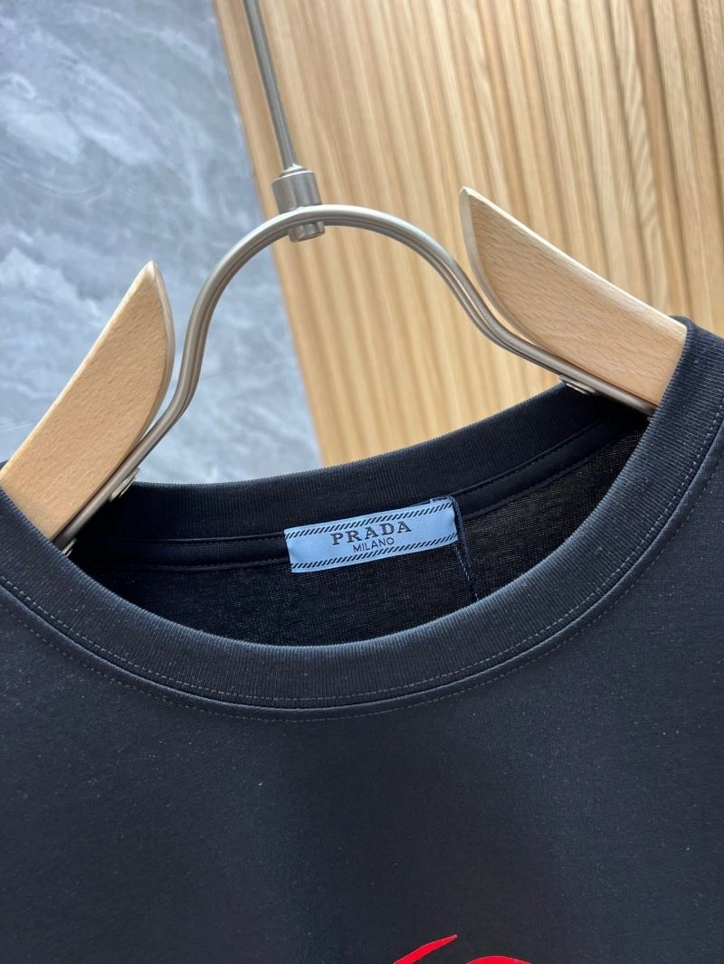 Bargain Prada T-Shirts