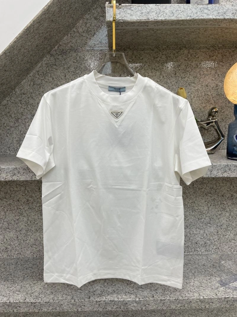 High fidelity Prada T-Shirts