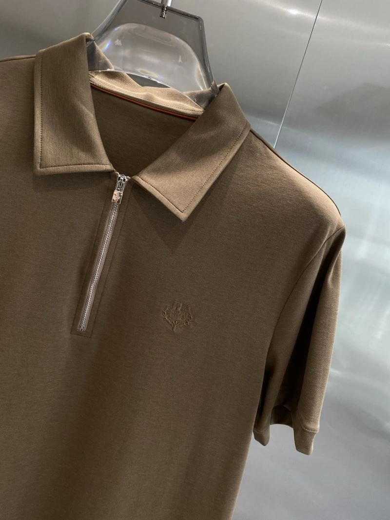 Low-cost Prada T-Shirts