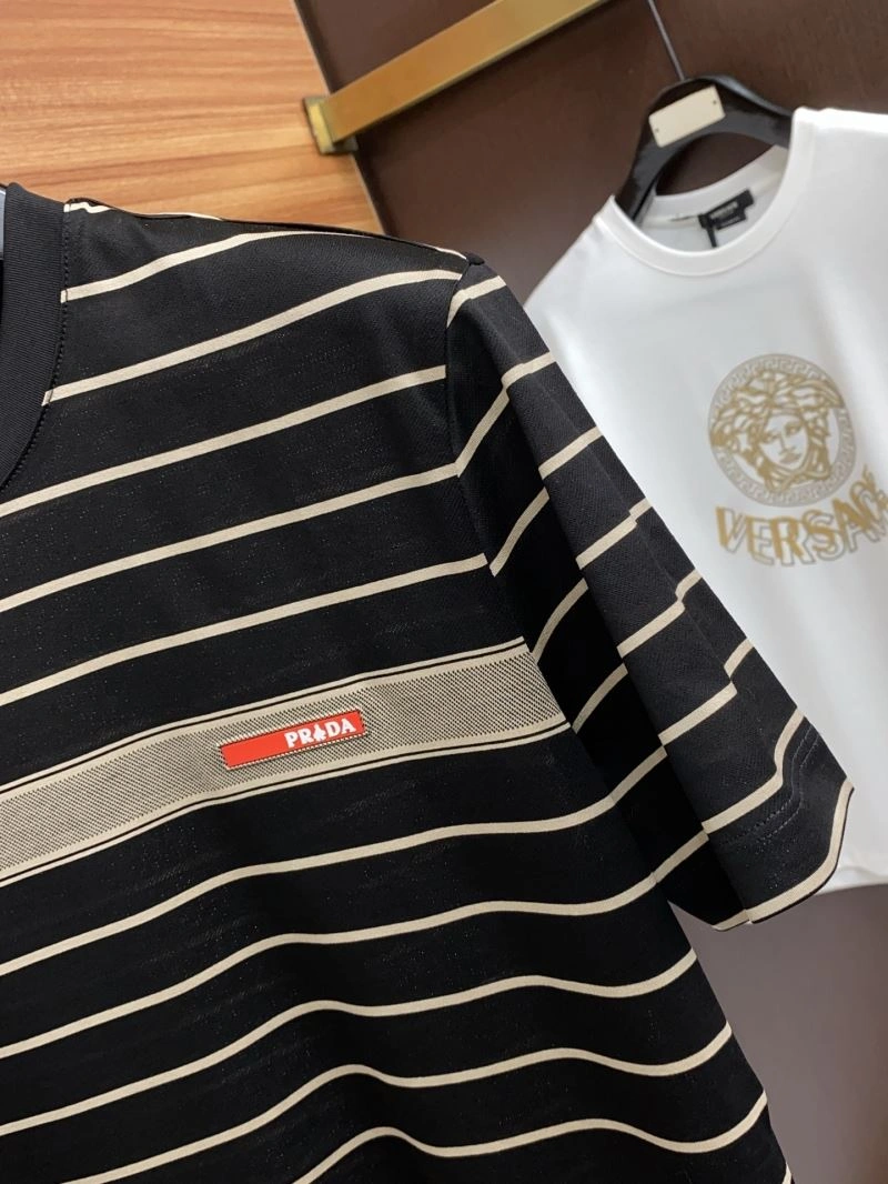 Factory-made Prada T-Shirts