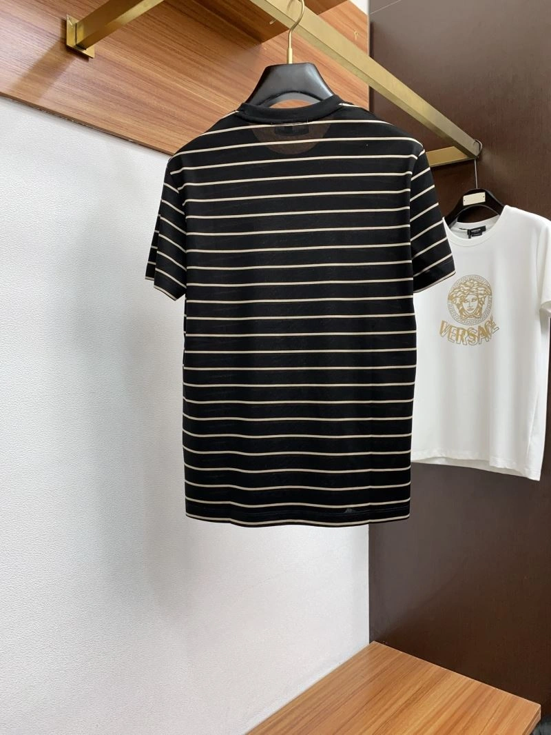 Factory-made Prada T-Shirts