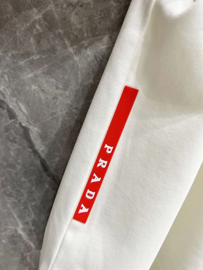 Accurate model Prada T-Shirts