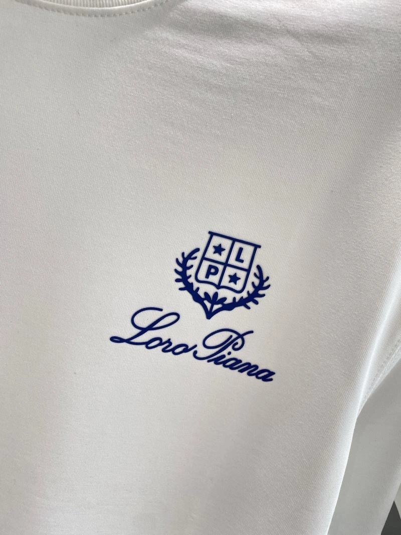 Cut-rate Prada T-Shirts