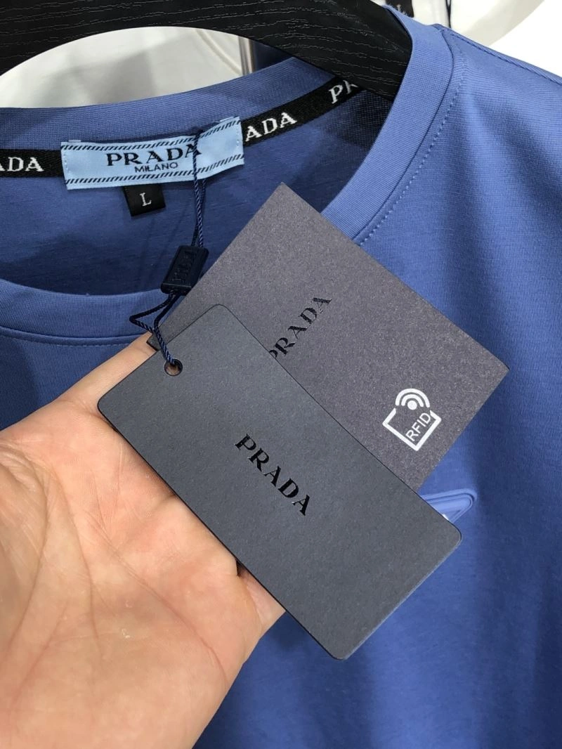 Bargain Prada T-Shirts