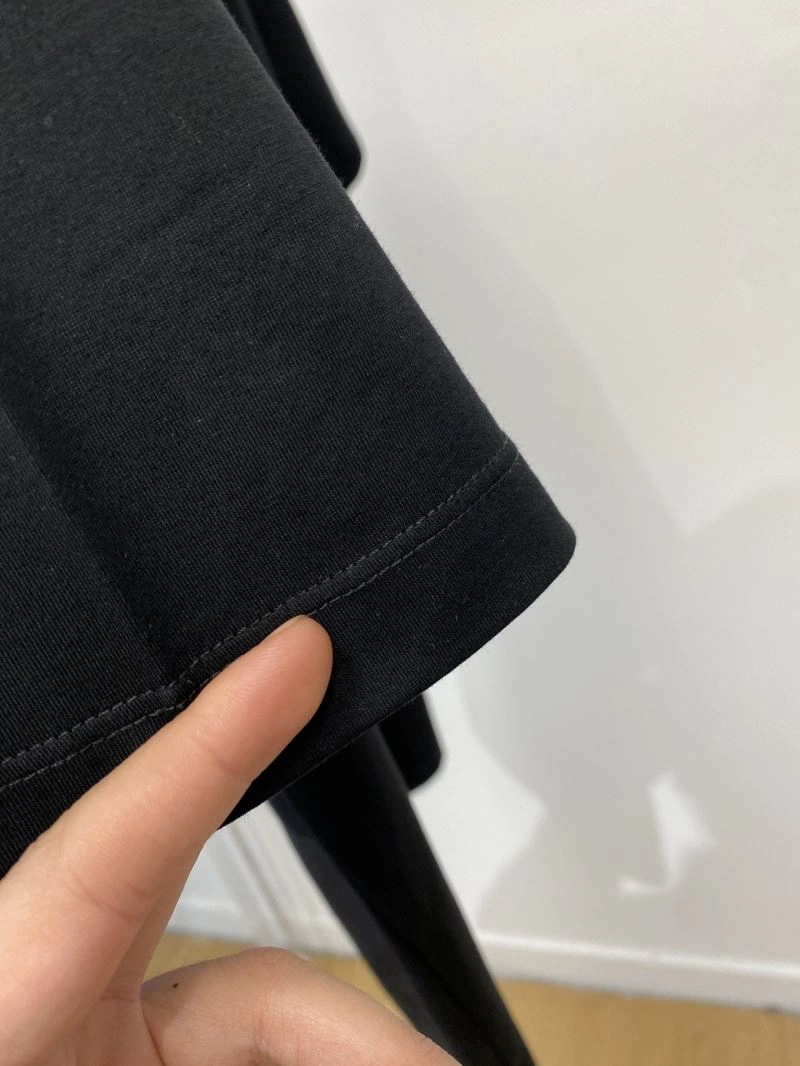 Low-cost Prada T-Shirts